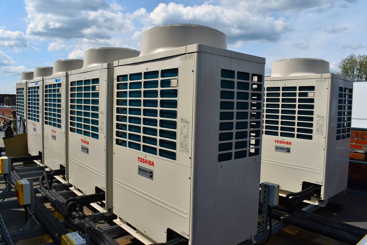 The former Marks & Spencer building is equipped with a Toshiba SHRM-e